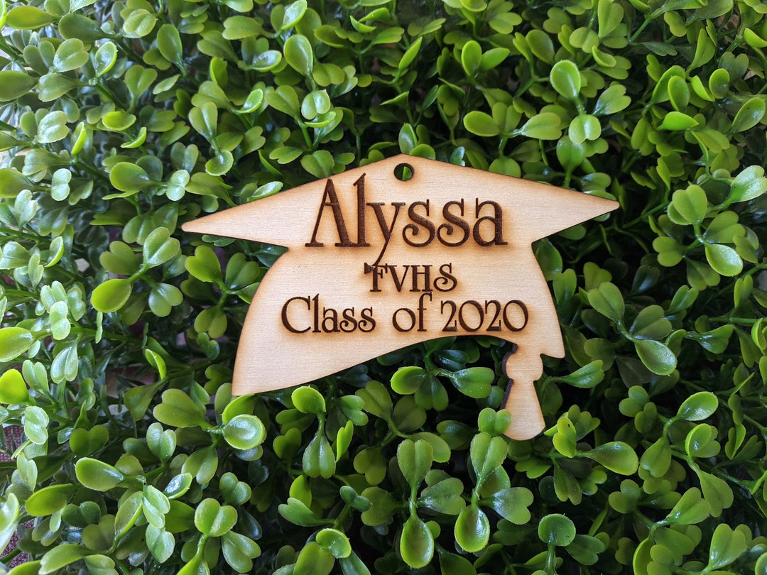 Class of 2022 Medallion ~ Class of 2022 Personalized Wooden Tag for ...