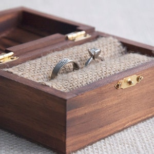 Personalized Rustic Ring Bearer Box Stained - Etsy