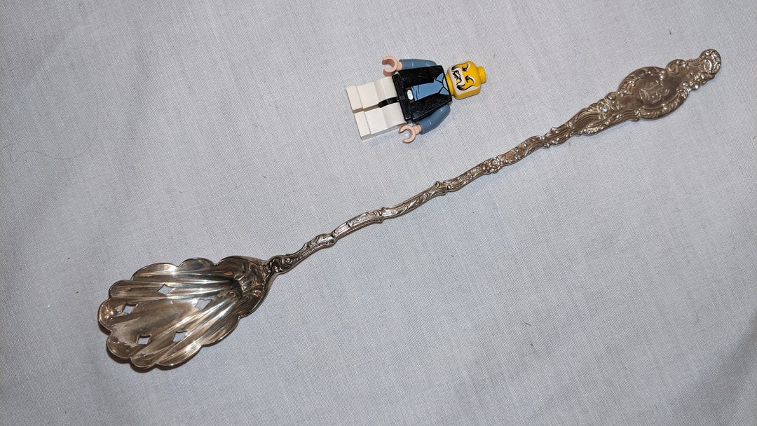 Watteau Durgin Olive Serving Sterling Spoon Pierced Bowl Long Handle ...