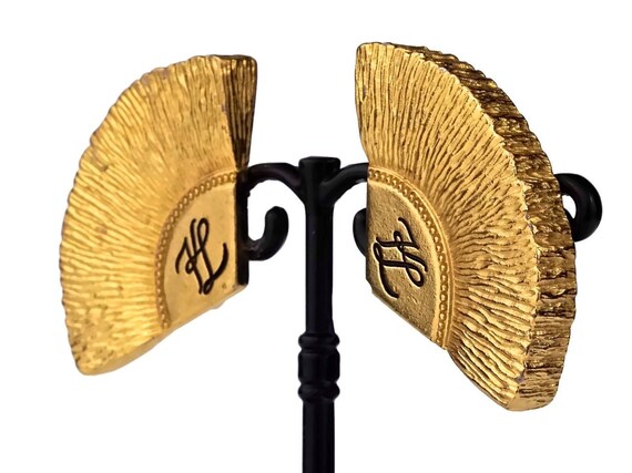Vintage Iconic KARL LAGERFELD Logo Fan Textured Earri… - Gem