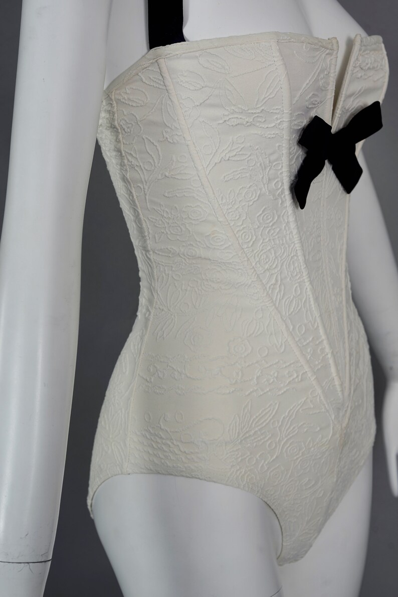 Vintage CHRISTIAN LACROIX Wired Corset Embossed Brocade Ivory White ...
