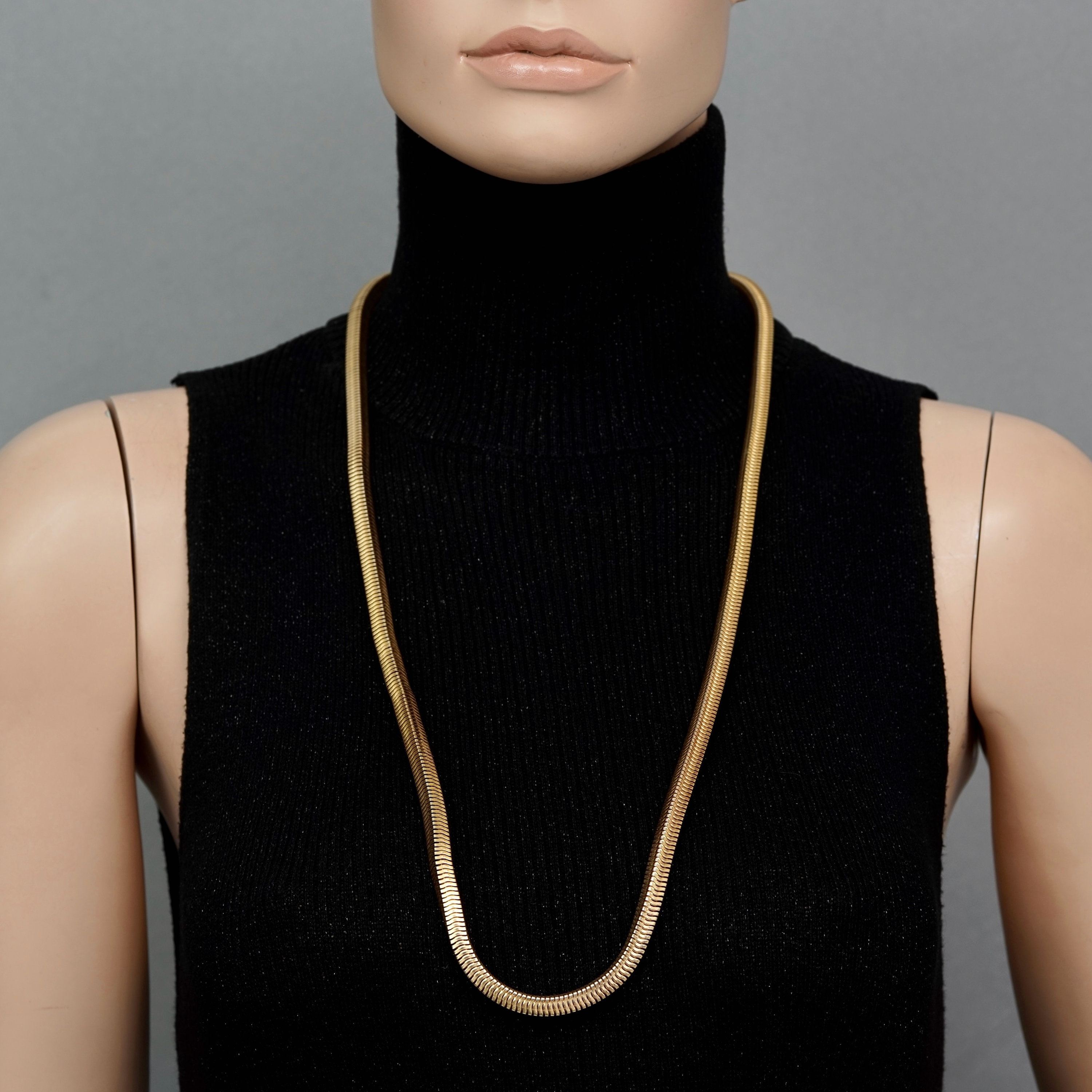 Vintage 1973 CHRISTIAN DIOR Gold Snake Chain Necklace - Etsy Vintage 1973 CHRISTIAN DIOR Gold Snake Chain Necklace - Etsy