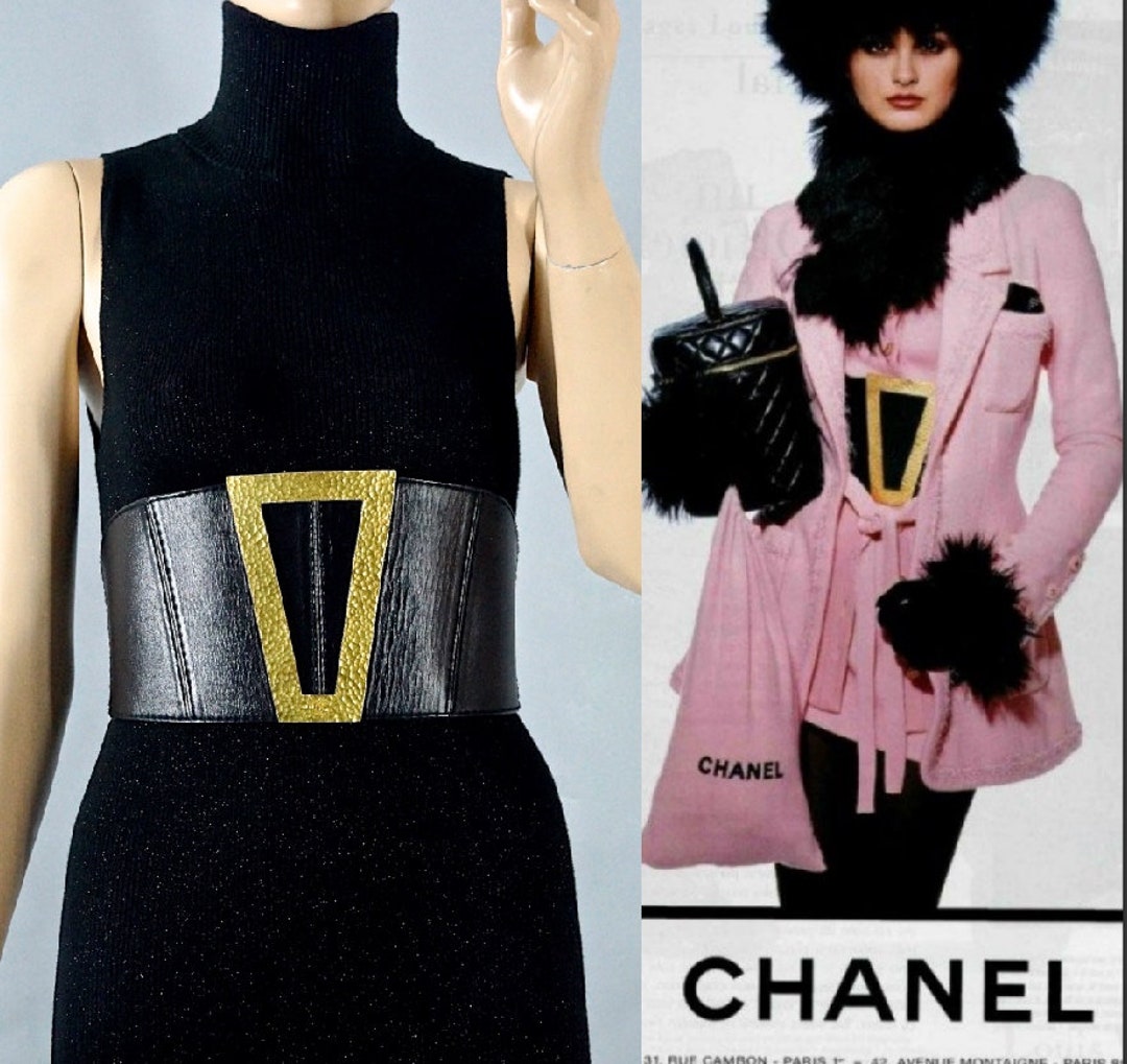 Vintage 1994 CHANEL CC Logo Wide Trapezoid Buckle Leather Corset Belt ...