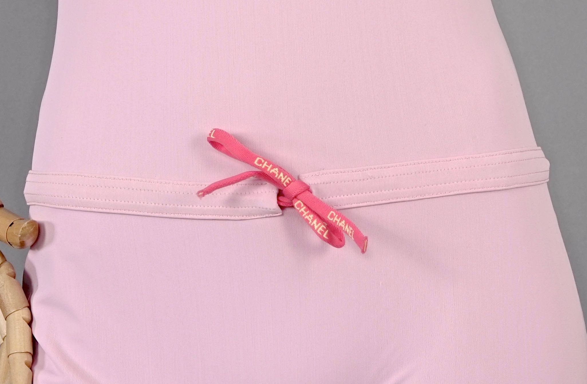 Vintage CHANEL Logo Transparent Pouch Candy Pink Bathing Vintage CHANEL Logo Transparent Pouch Candy Pink Bathing