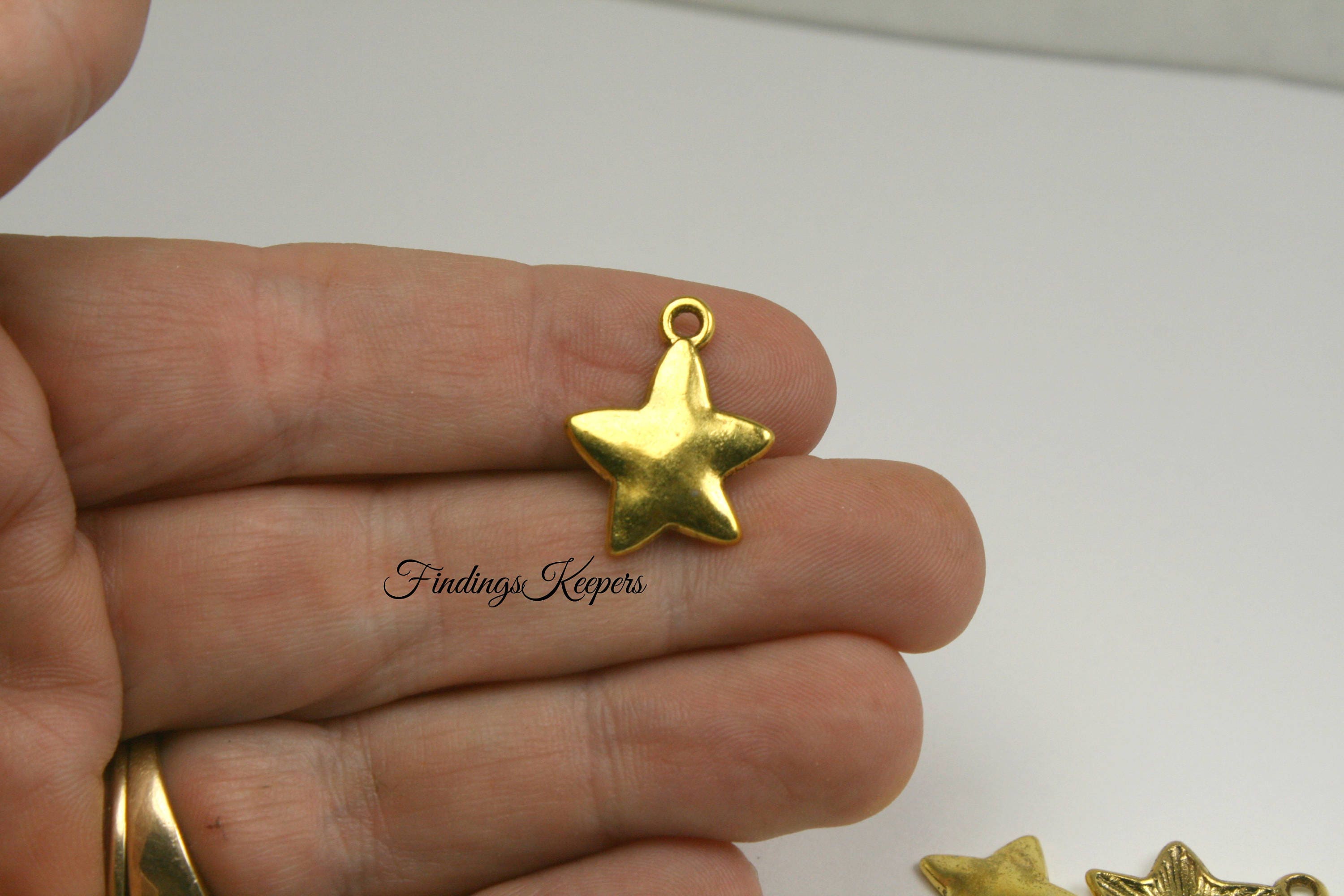 Bulk 100 Gold Star Charms 20 X 16 Mm Antique Gold Tone US - Etsy UK