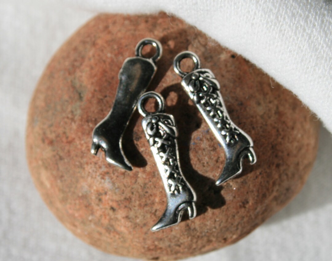 10 Boot Charms Lace up Boots Antique Silver Tone 19 X 8 Mm US Seller ...