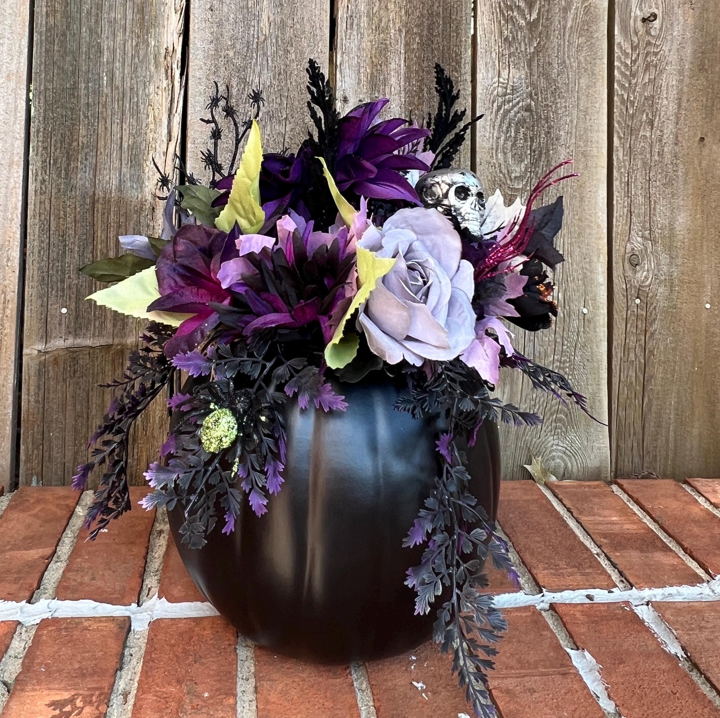 Flower arrangements for halloween store