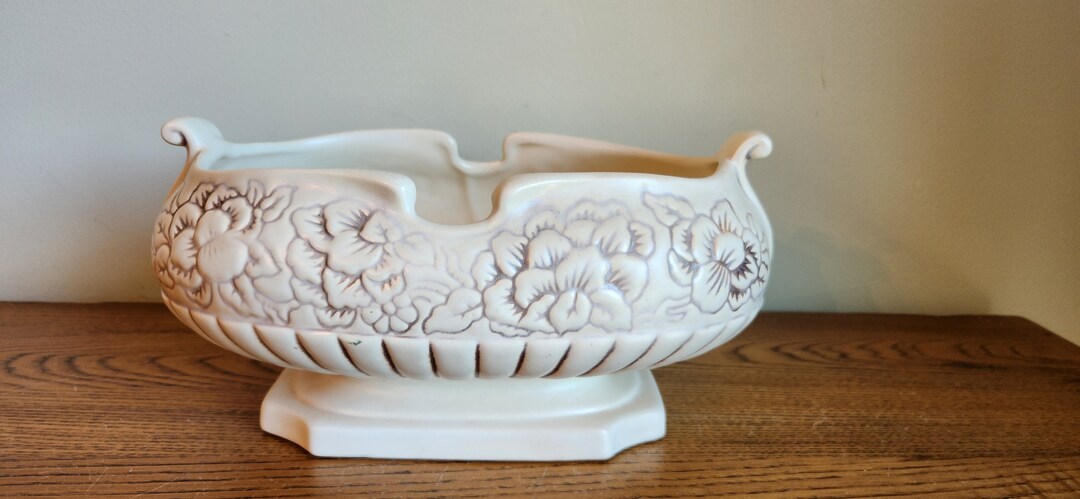 Red Wing Pottery Medallion Magnolia Ivory Brown Wipe Console Bowl 1188 ...