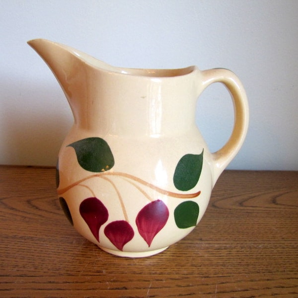 Vintage Watt Pottery - Etsy