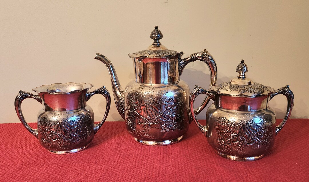 Antique Quadruple Silverplate Pairpoint Mfg. Co 3 Piece Coffee Tea Set ...