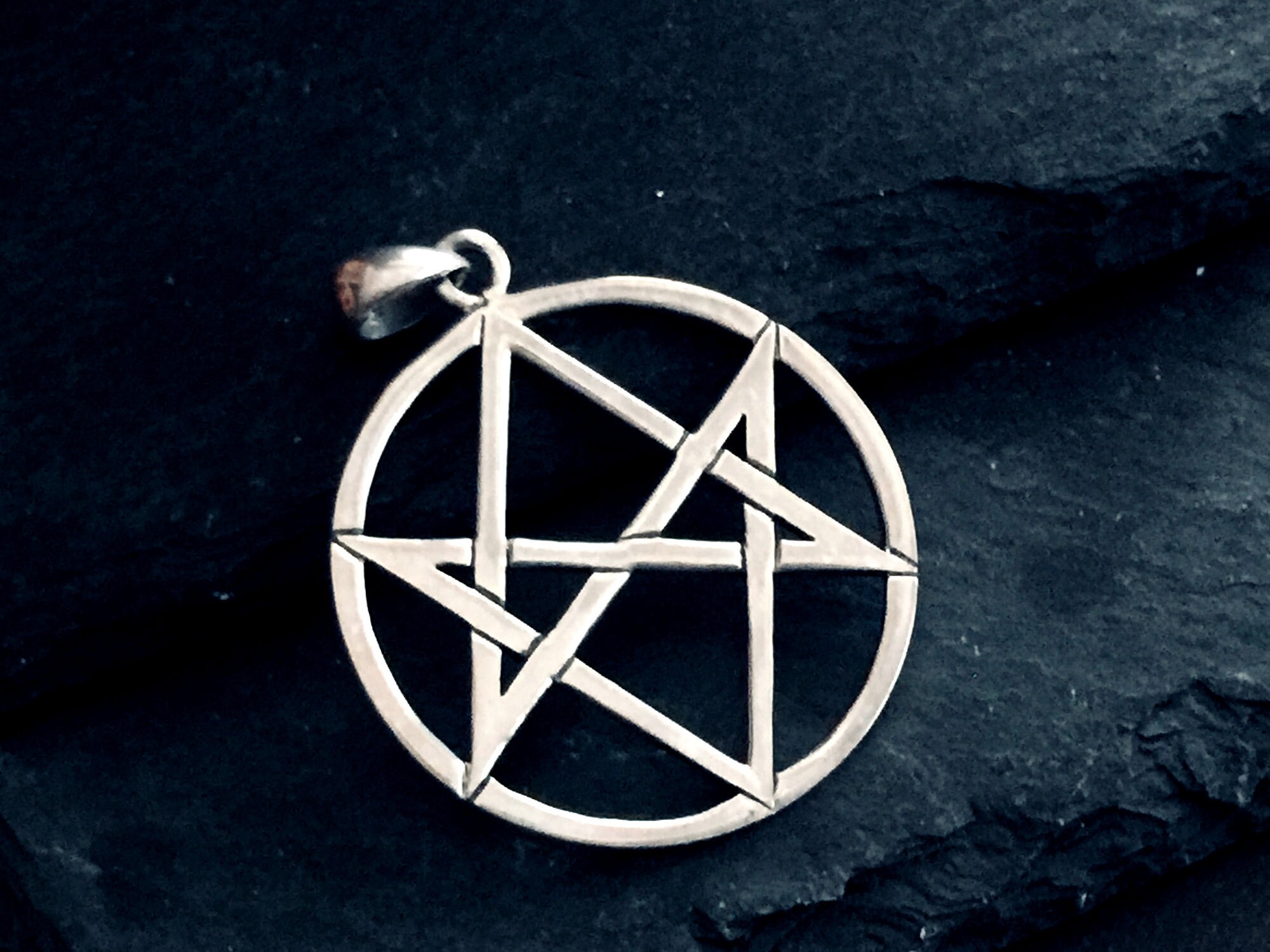 Unicursal Hexagram Inverted Pentagram