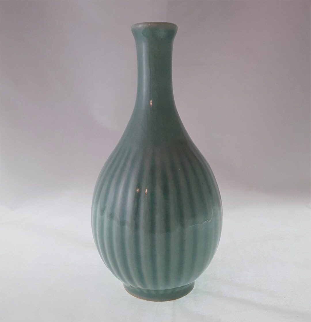 Vintage Celadon Green Sake Bottle Vase Crackle Finish Glaze Melon ...