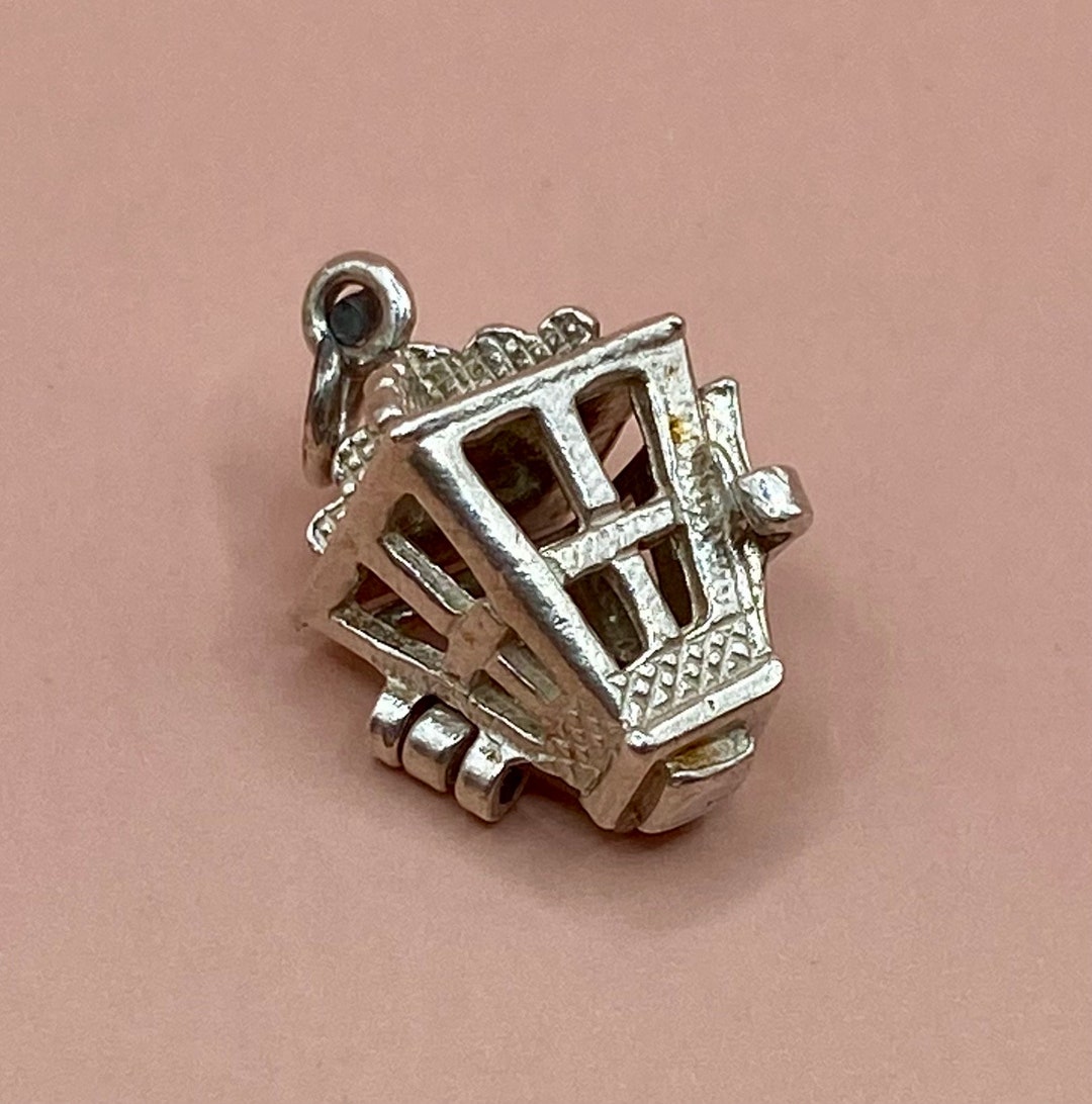 Silver Opening Carriage Lantern Charm. Vintage Gas Lamp for Charm ...