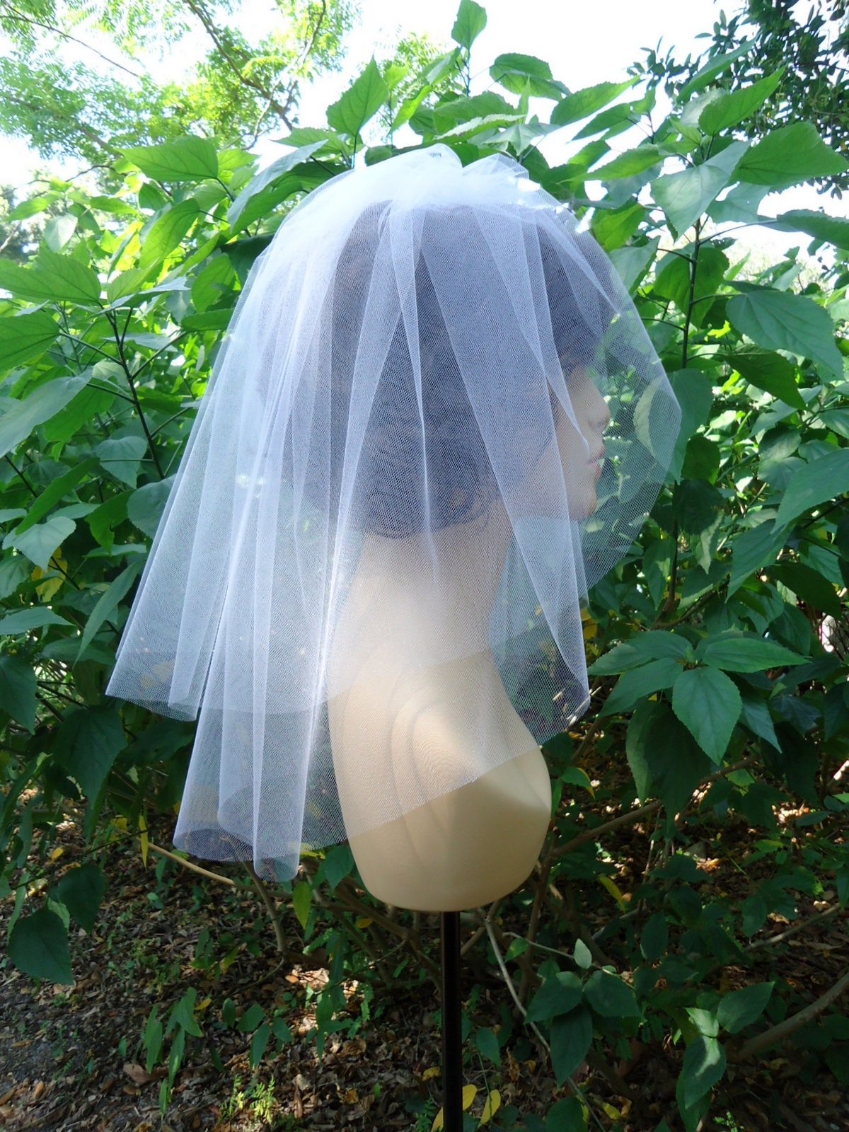 Short Bridal Veil, 2 Tier Veil, Cut Edge Veil, Shoulder Length Veil, 20 ...