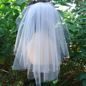 Short Bridal Veil, 2 Tier Veil, Cut Edge Veil, Shoulder Length Veil, 20 ...