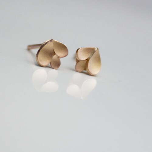 Three Drop Little 9ct. Gold Studs - Etsy