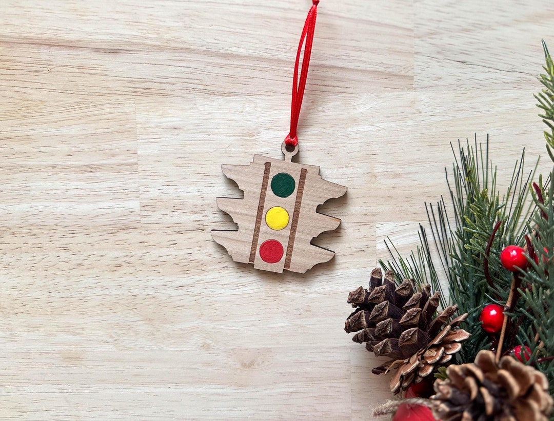 Tipperary Hill Traffic Light | Tipp Hill New York Ornament | Wood ...