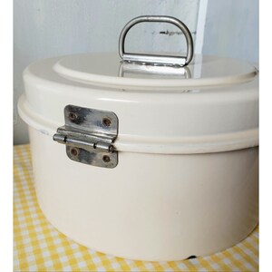 Antique Enamelware Bread Box Green Cream Hinged Lock Round Flowers ...