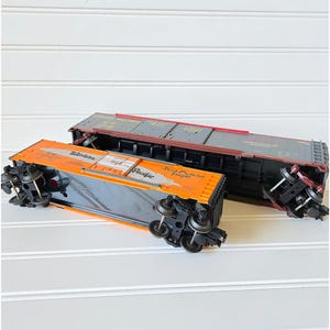 Toy Train Cars Union Pacific Challenger Western Pacific Box Cars Grey ...
