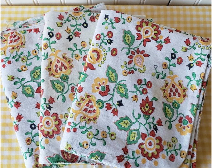 Vintage 40s Flour Feed Sacks Full Unopened Flowers Red Green Yellow ...
