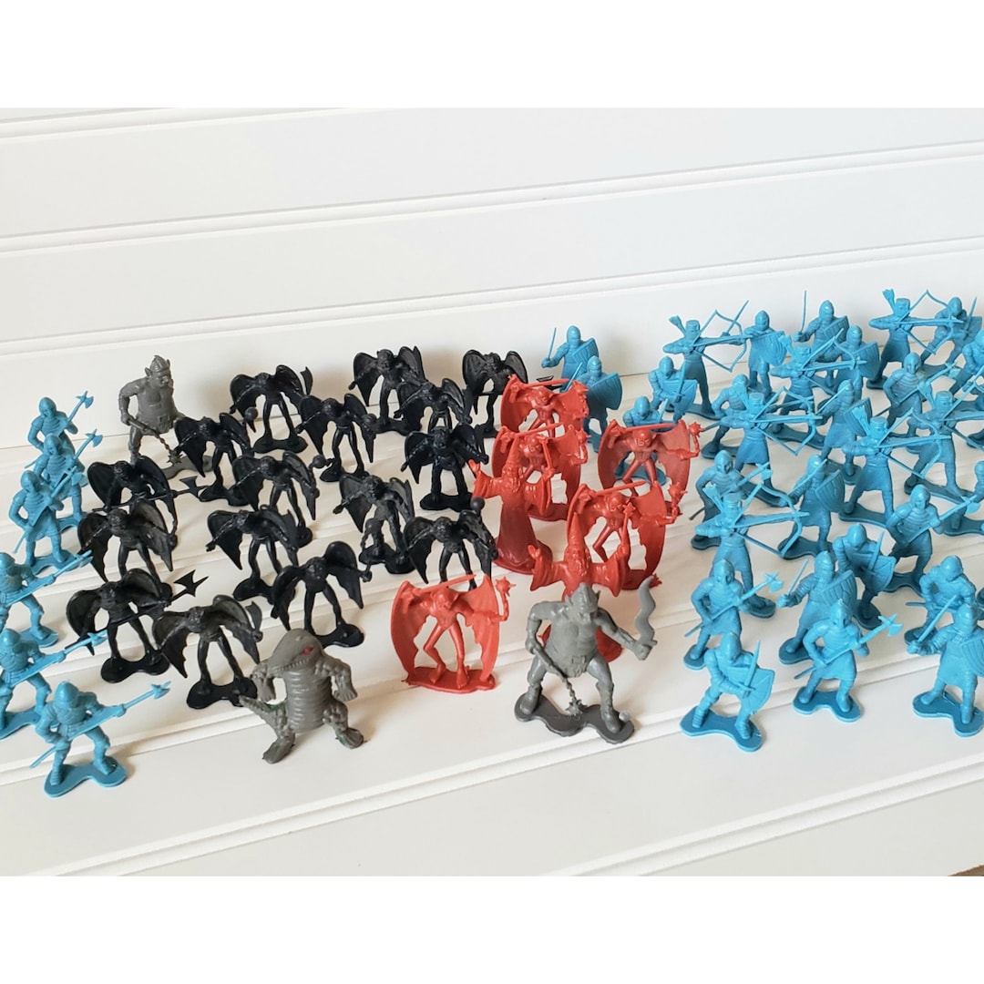 Vintage 1981 DFC Dungeons and Dragons Action Figures Monsters Little ...
