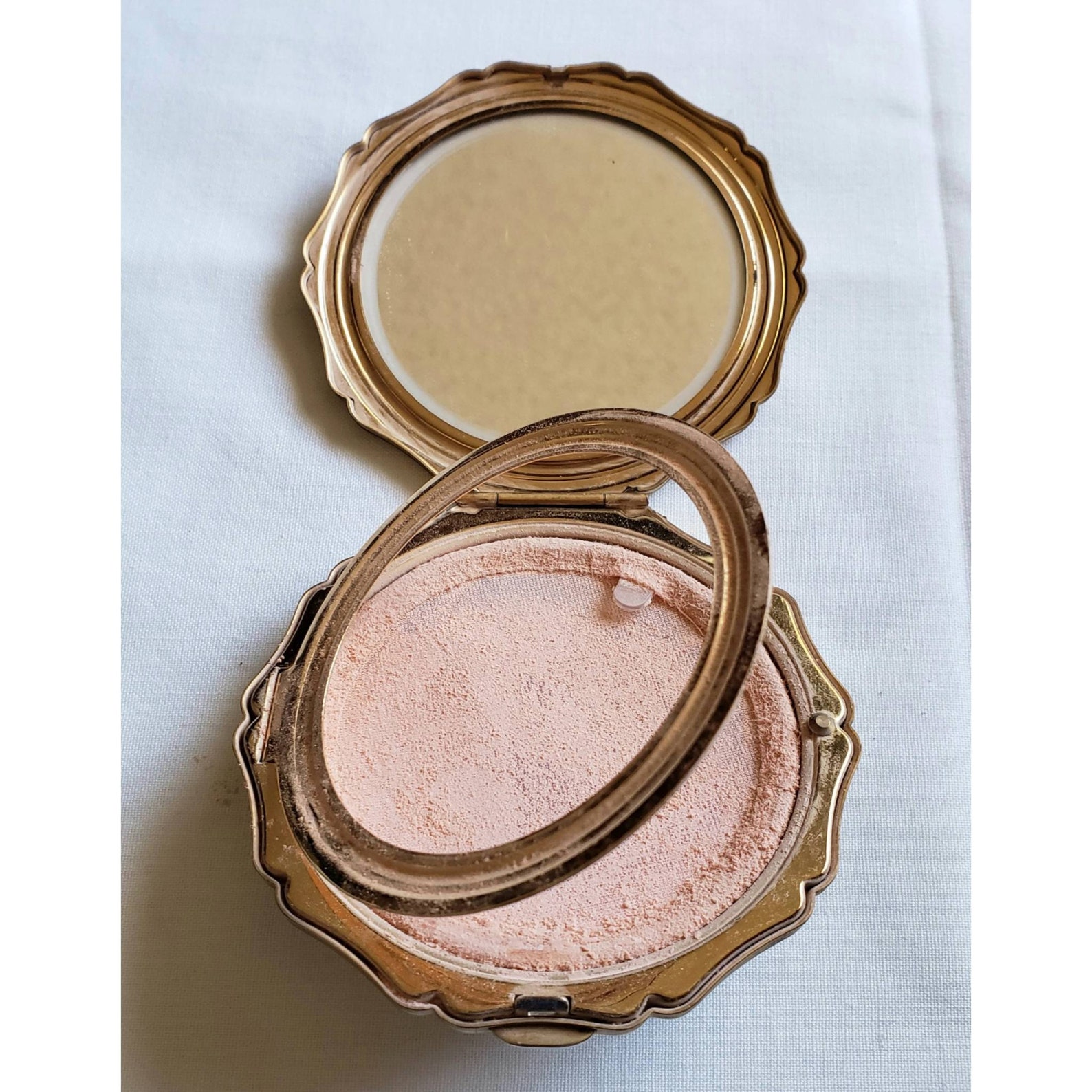 Vintage Stratton England Compact Face Powder Cupid Victorian - Etsy