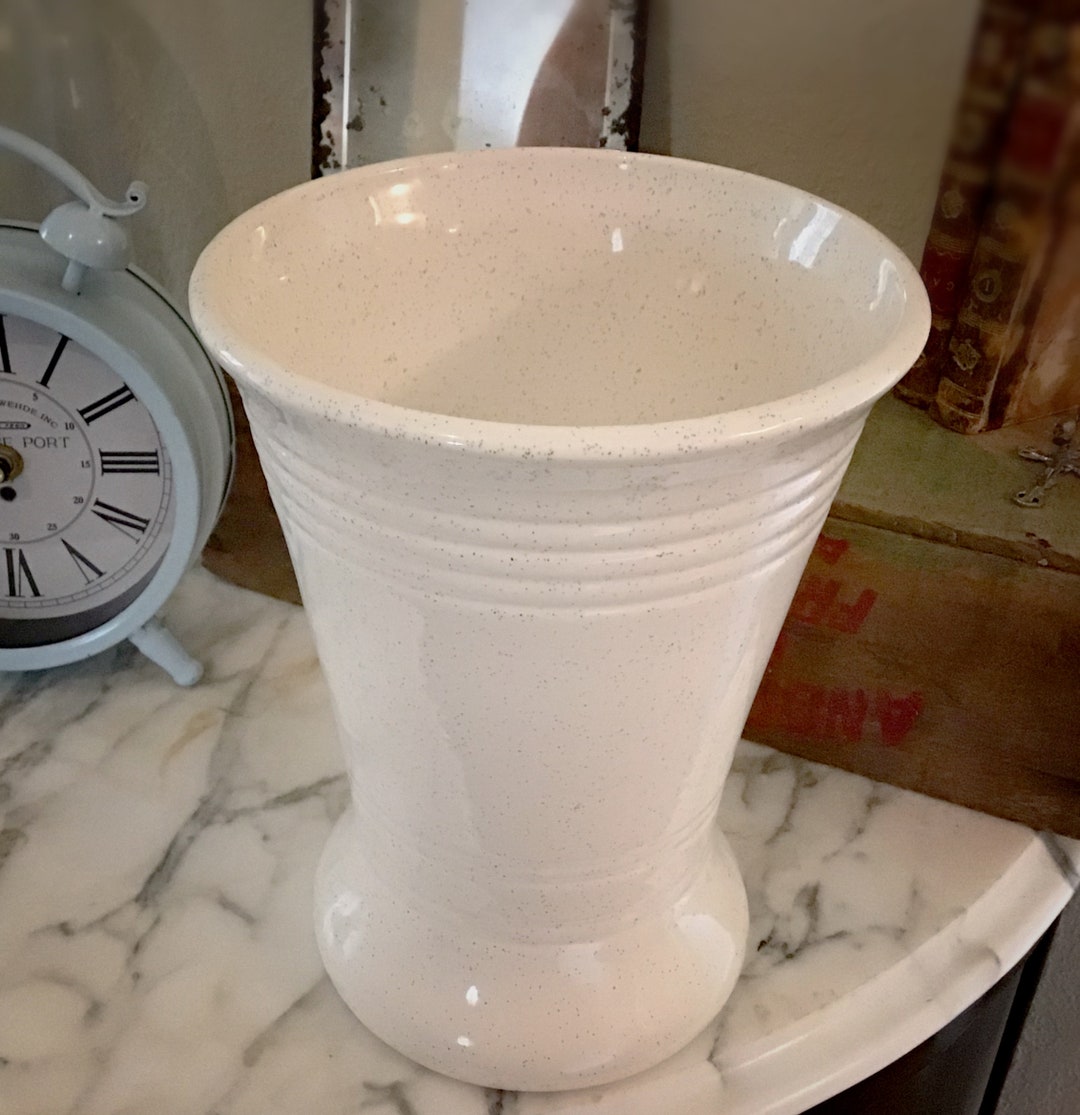 Vintage Tall Bauer Vase, off White Speckled, Florist Vase, Mid Century ...