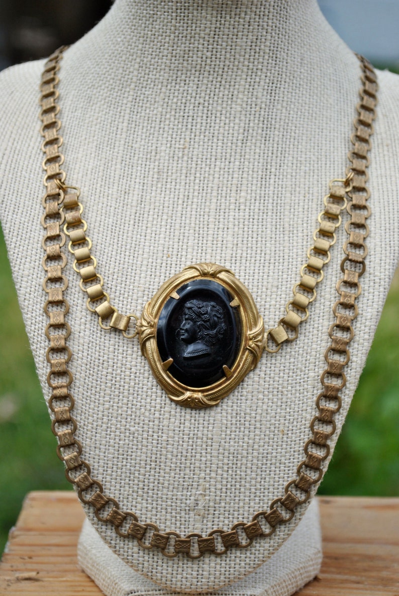 VINTAGE BLACK CAMEO Necklace - Etsy