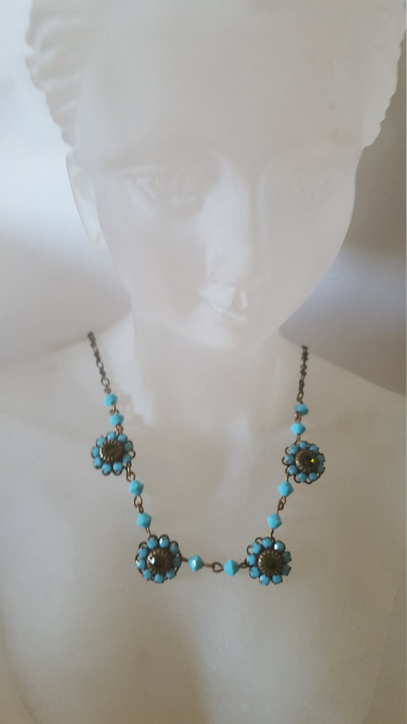 Vintage Czechoslovakian Glass Beads Flower Necklace Etsy