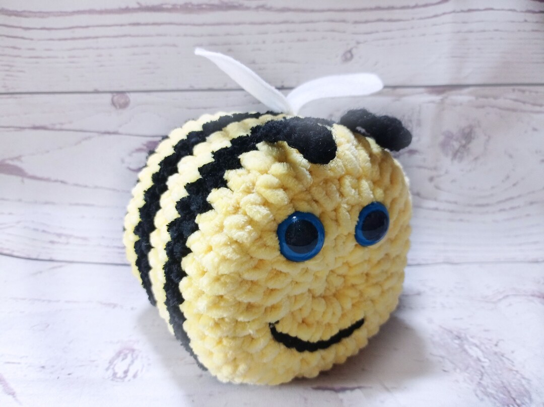 Decorative Toilet Paper Cover Bee Bumblebee - Etsy