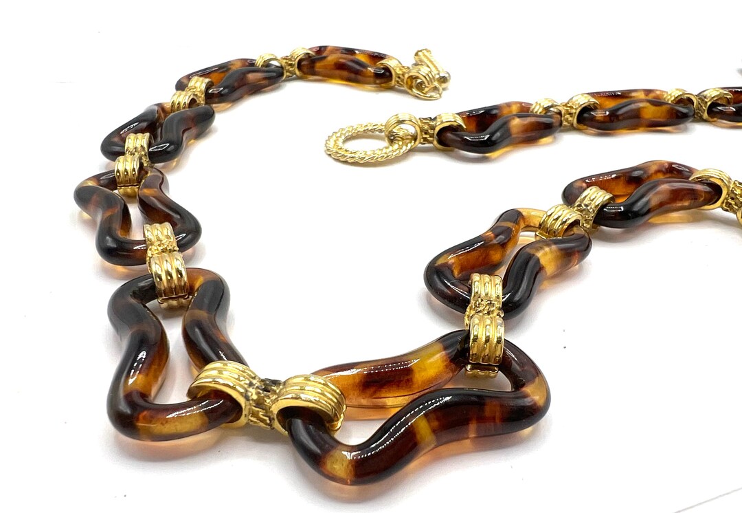 Lucite Tortoiseshell Belt, Loop Pattern, 36 Inches Long With Gold Loop ...