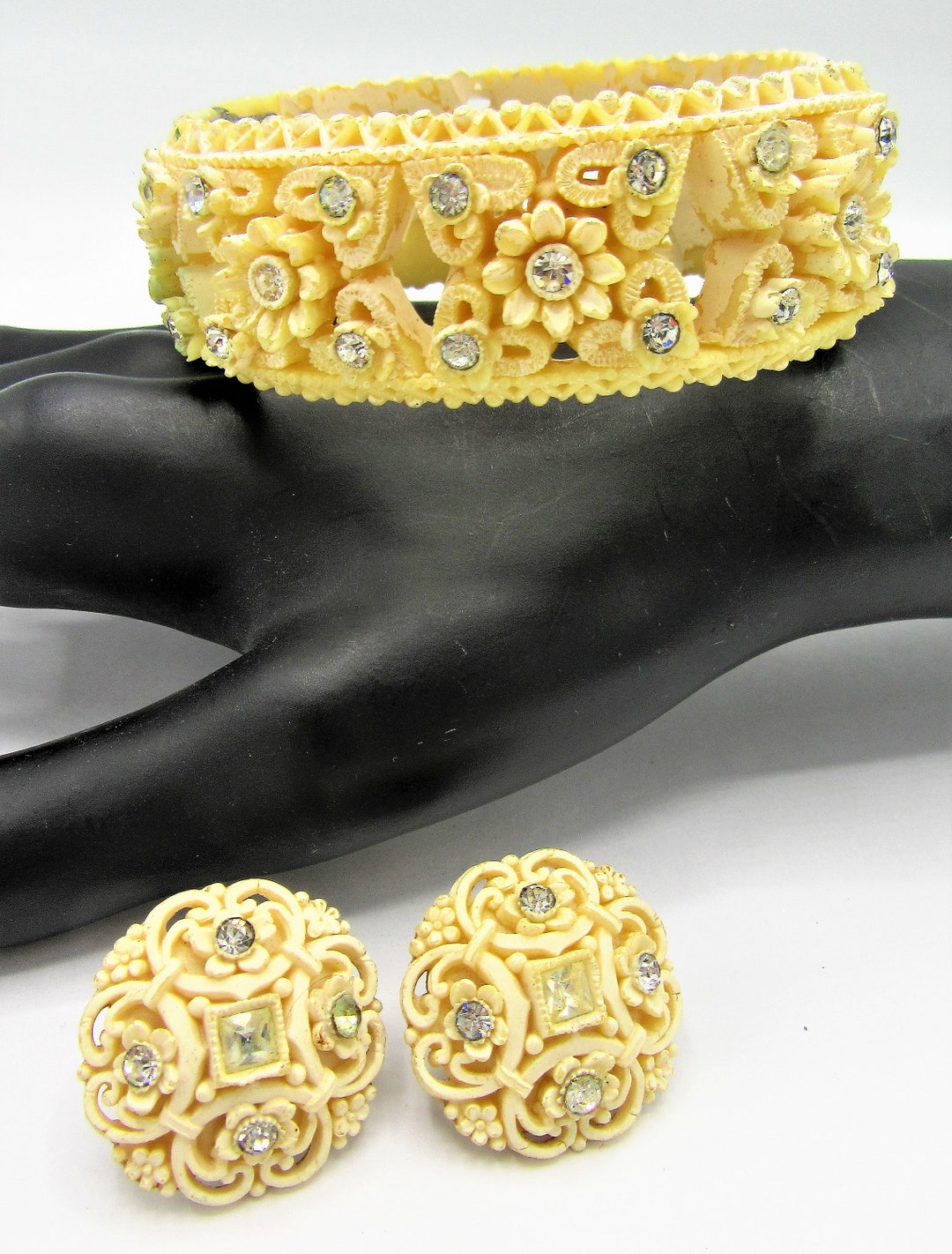 White Celluloid Jewelry Set, Bracelet and Earrings, Rose Carved Clamper ...