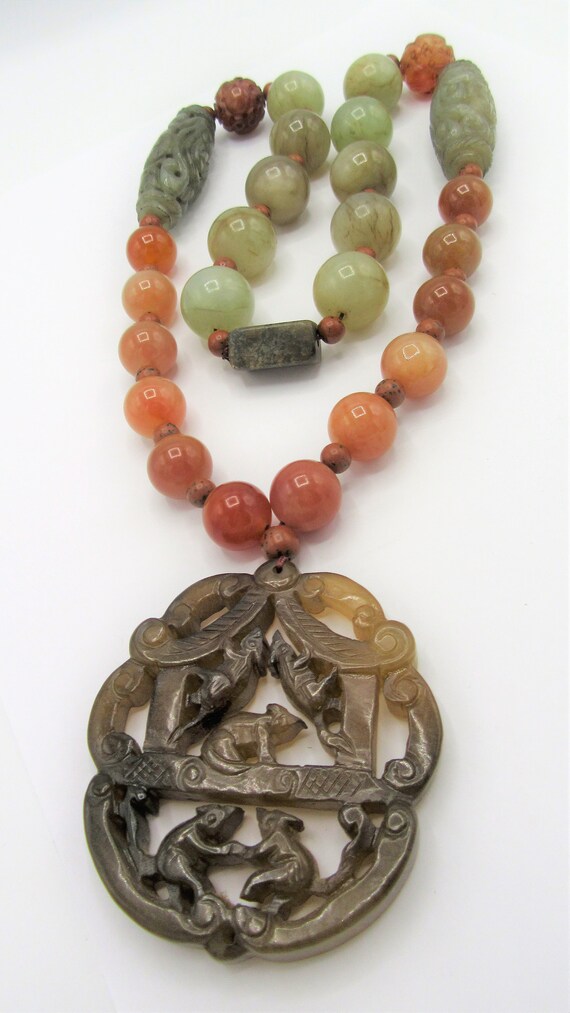 Vintage Boho Asian Jade Semi Precious Stone Necklace - Gem
