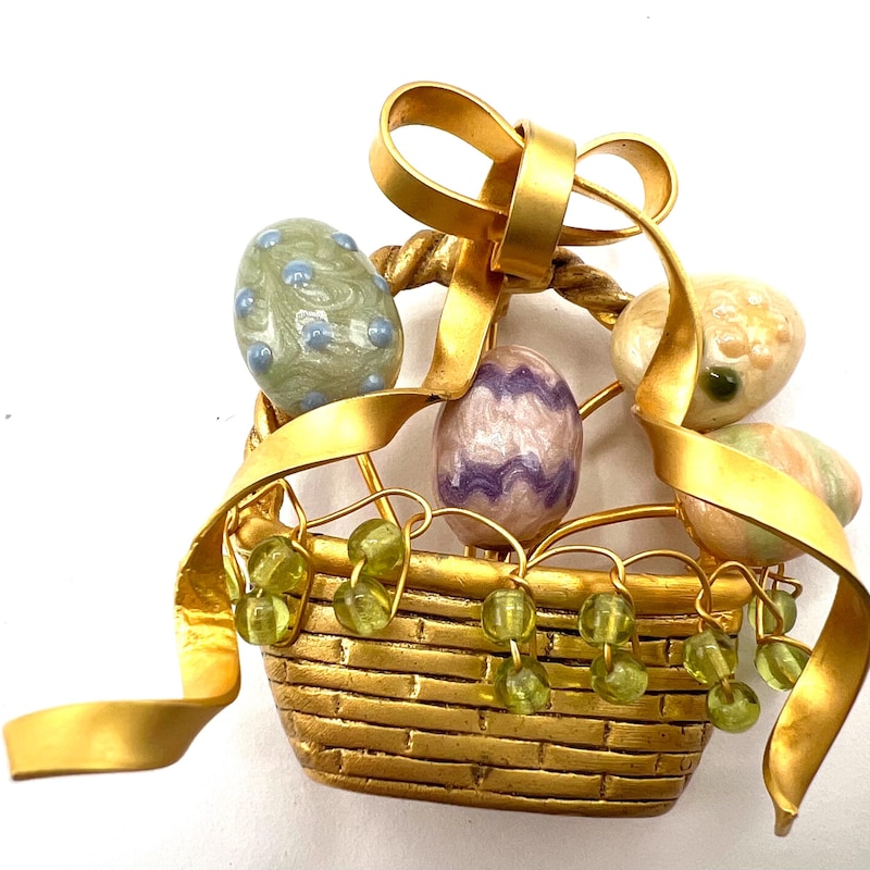 Easter Egg Brooch - Etsy