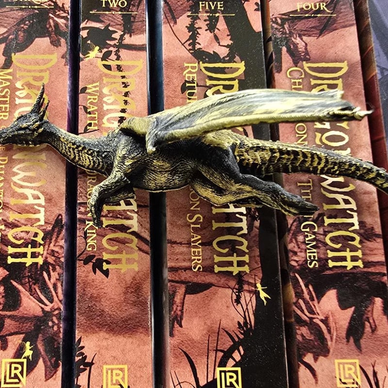 Dragon Spine Hugger - Etsy