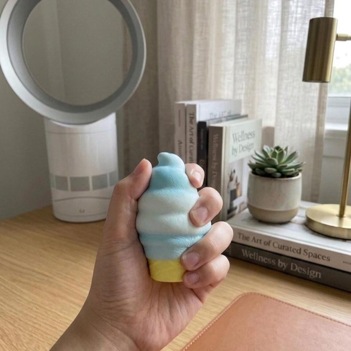 NeeDoh Squishy Mini Ice Cream Squeeze Toy, pallina antistress colorata ...