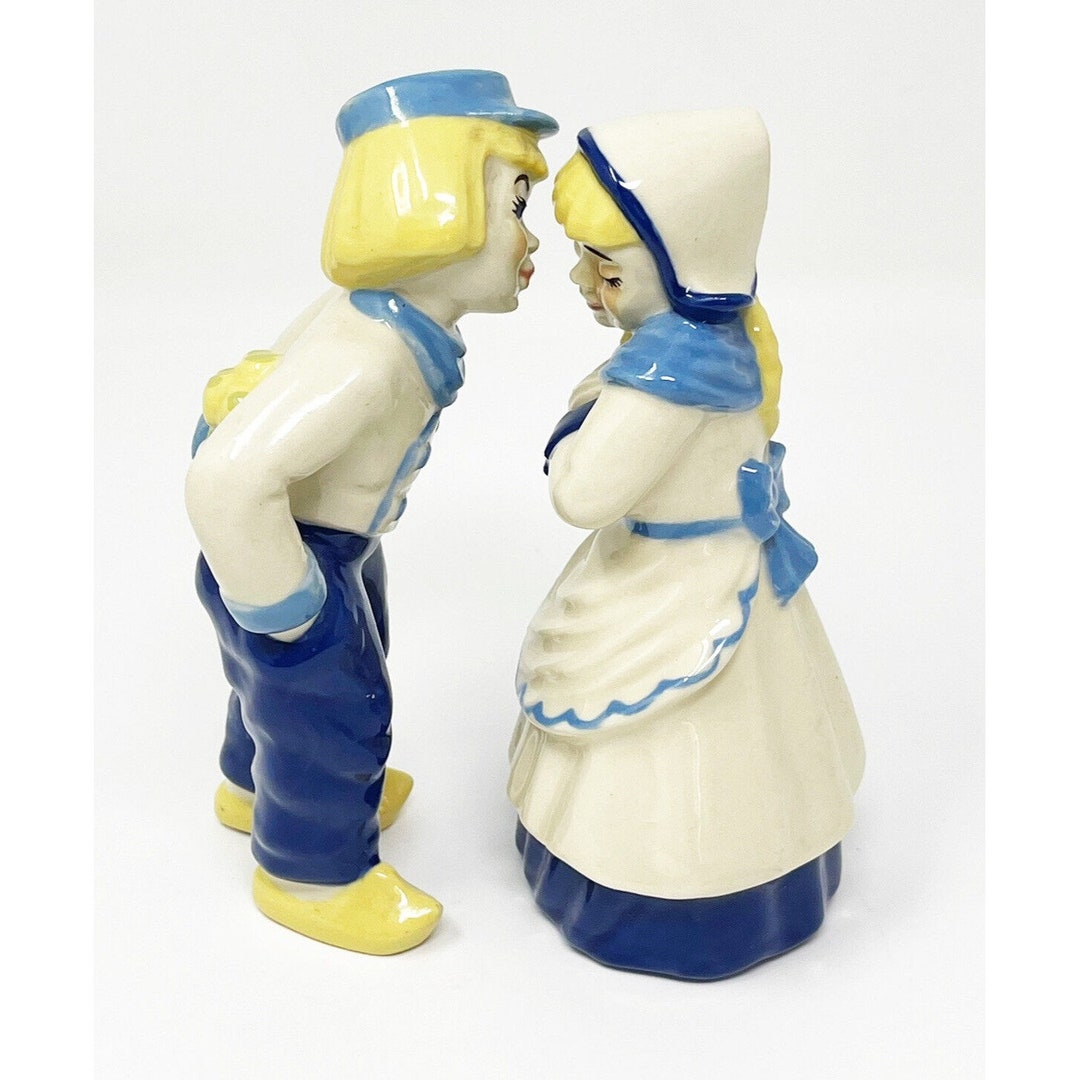 Vintage Ceramic Dutch Boy and Girl Courting Couple Figurines Madison ...