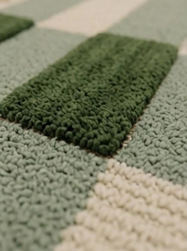 Green Checkered Runner Rug – Hand Tufted Scalloped Hallway Carpet - Etsy
