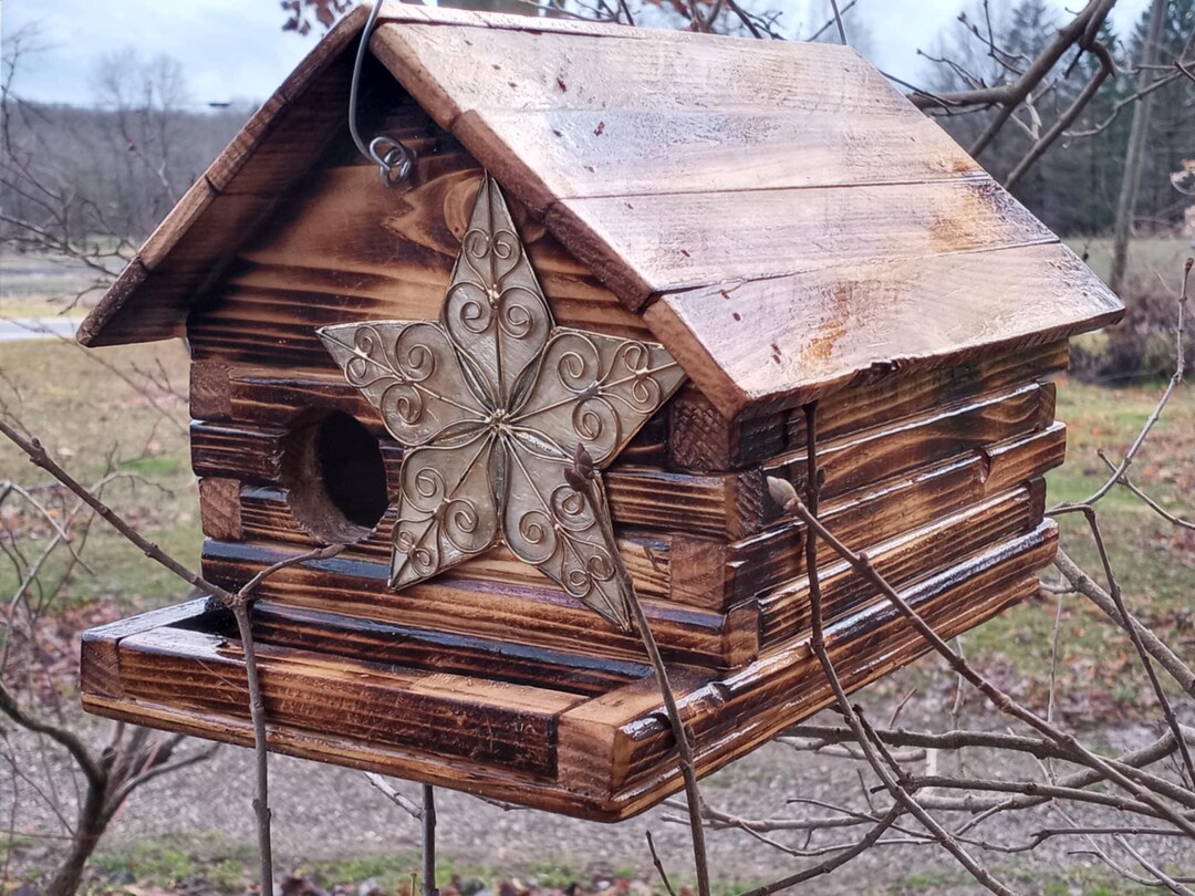 Rustic Square Log Wooden Birdhouse With Large Star, Small Try Feeder ...