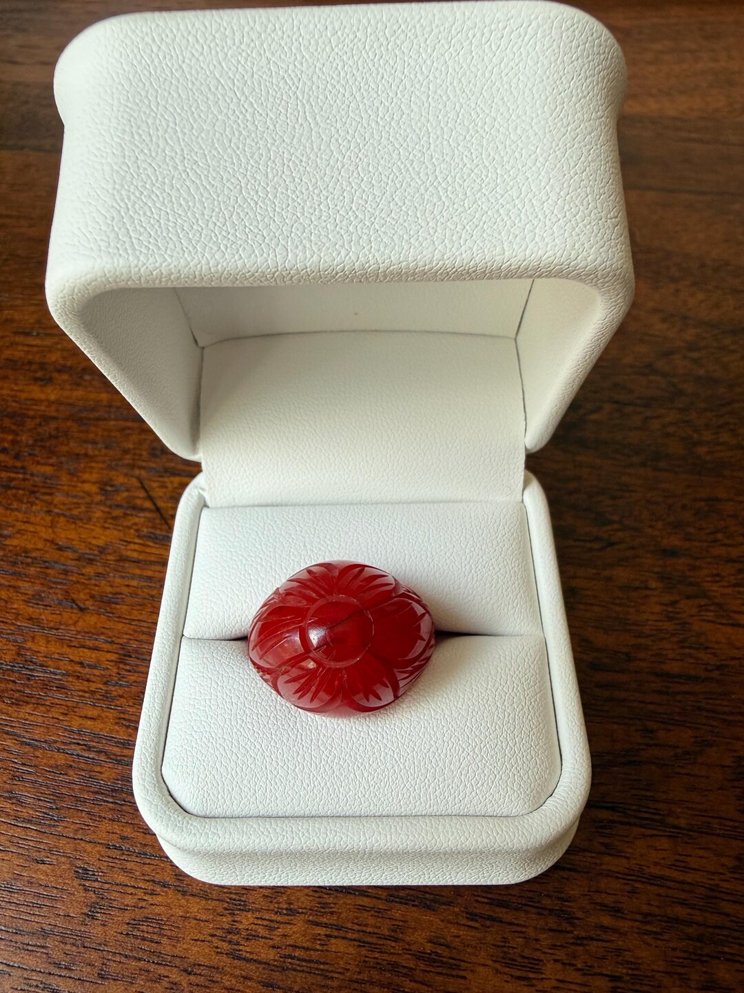 Vintage Bakelite Cherry Red Carved Daisy or Sunflower Chunky Cocktail ...