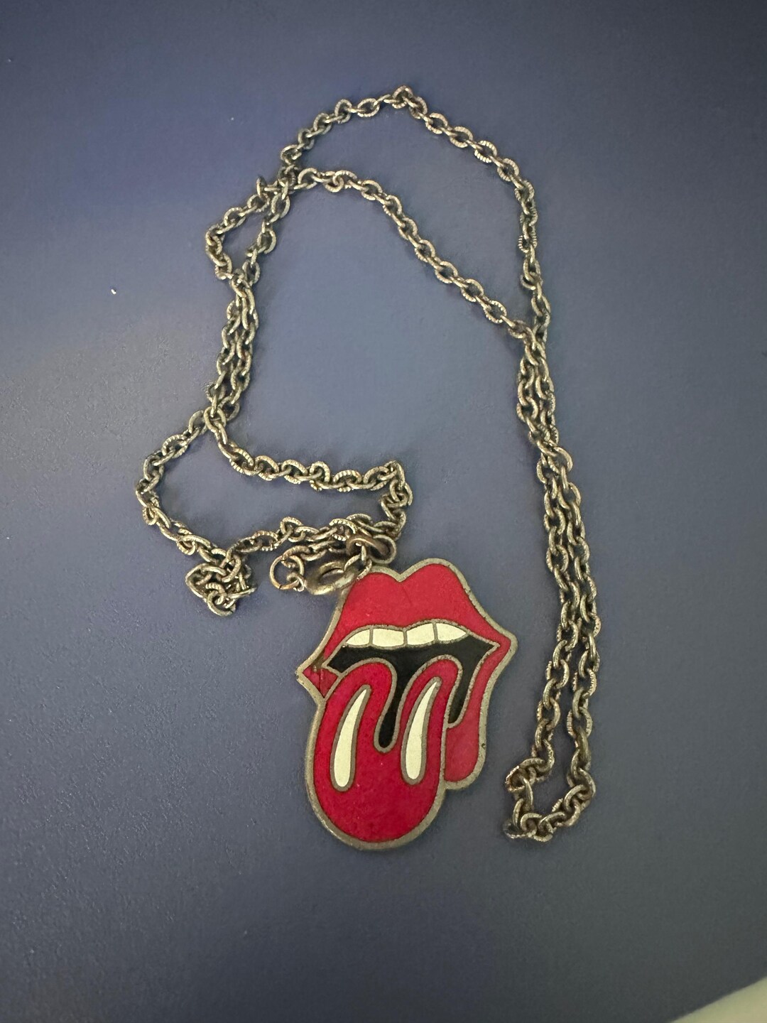 Seventies 1970's ROLLING STONES Tongue Pendant & Chain- MUSIDOR ...