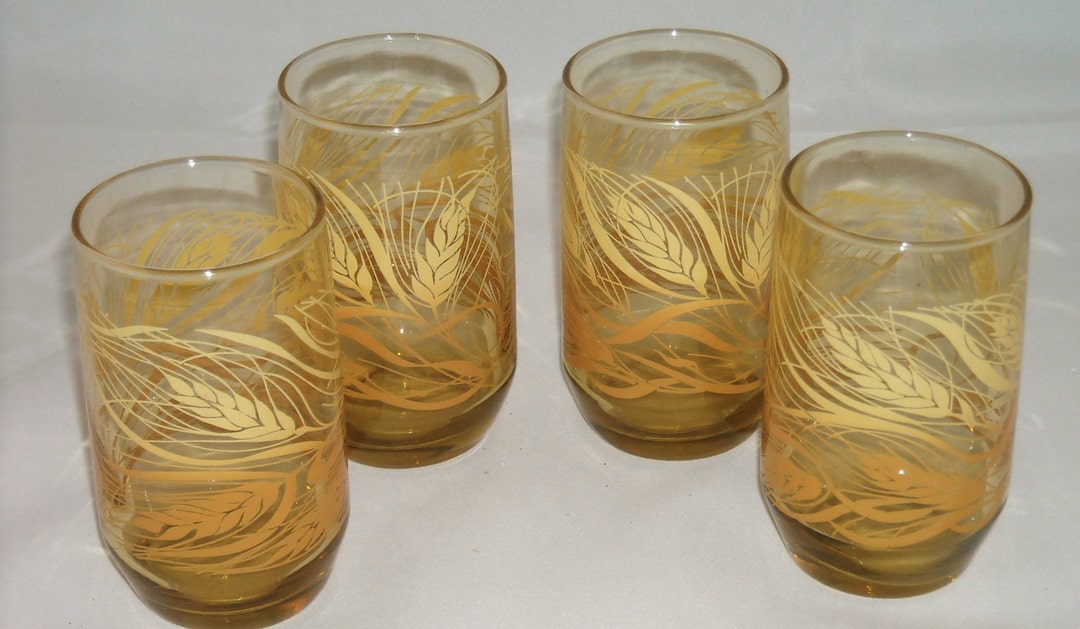 Vintage Anchor Hocking Amber colored Wheat design Juice - Etsy.de