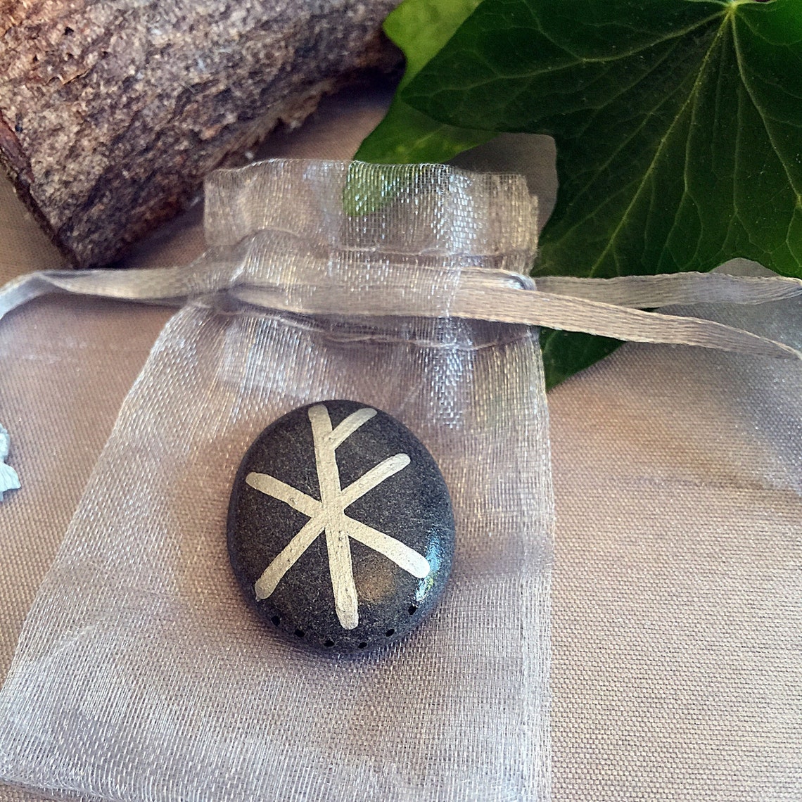 WEALTH Bind Rune Charm. MONEY Financial & Emotional | Etsy