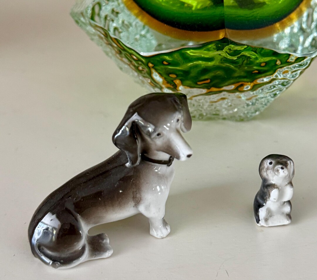 Super Cute Vintage Dachshund Bone China Mini Figurines. Mommy and Puppy ...