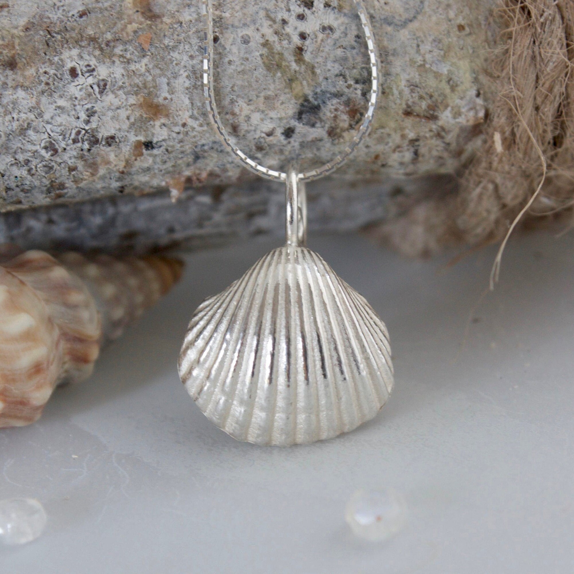 Sterling Silver Clam Shell Necklace_Layer Necklace_Shell | Etsy