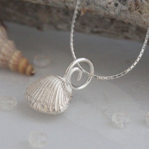 Sterling Silver Clam Shell Necklace_Layer Necklace_Shell | Etsy
