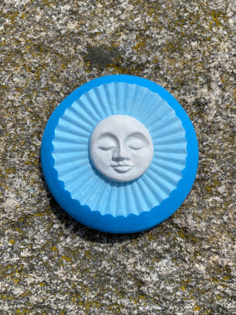 SUN FACE DISC & Reaching Rays of Light in Shades of Blue | Etsy