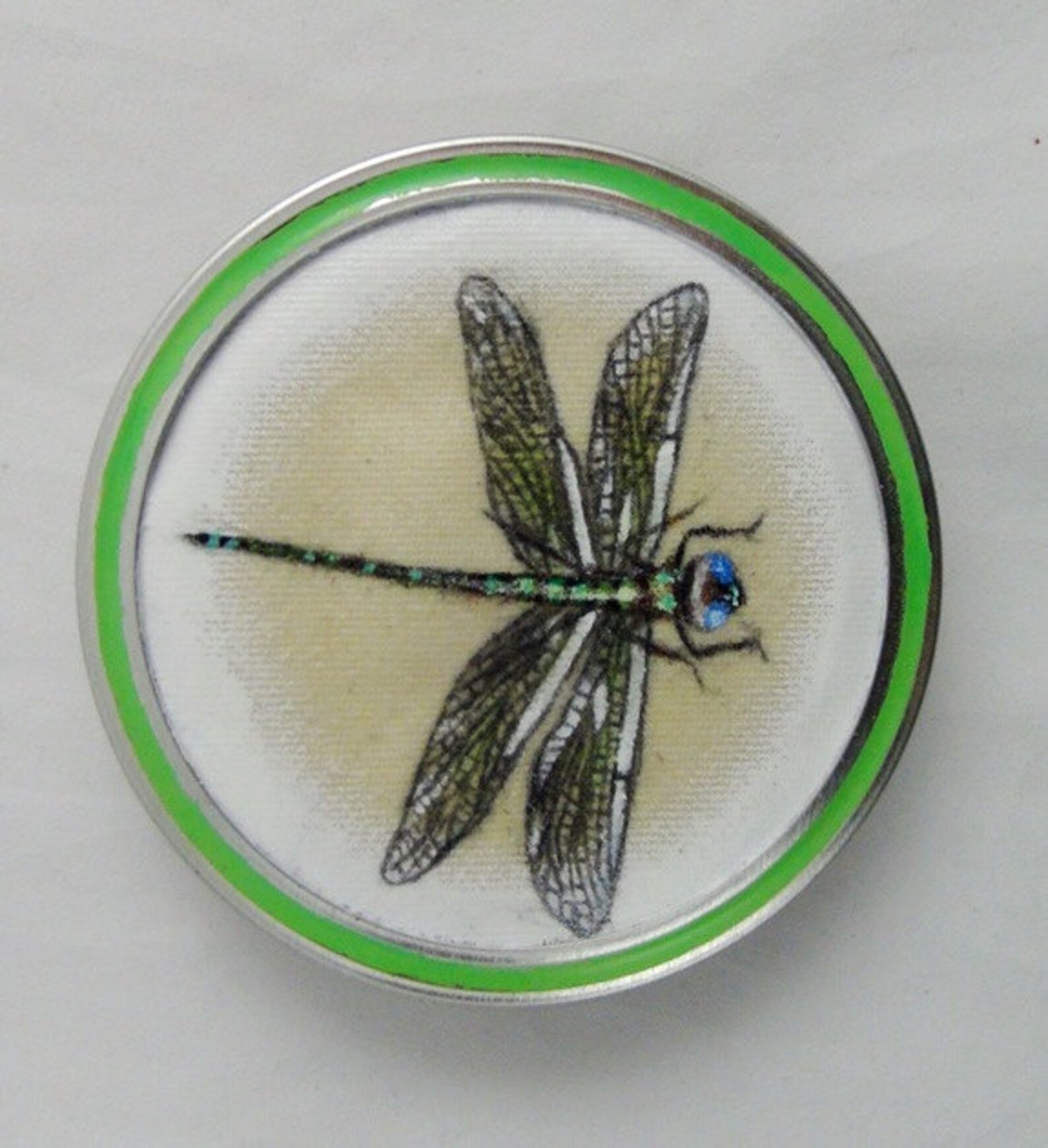 Bug on a Jar - Painted Mason Jar Lids - Dragonfly and Lightning Bug in ...