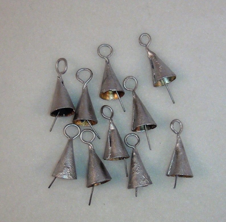 10 Mini SILVER Triangular Bells-so Sweet & Tiny-for Pendants - Etsy