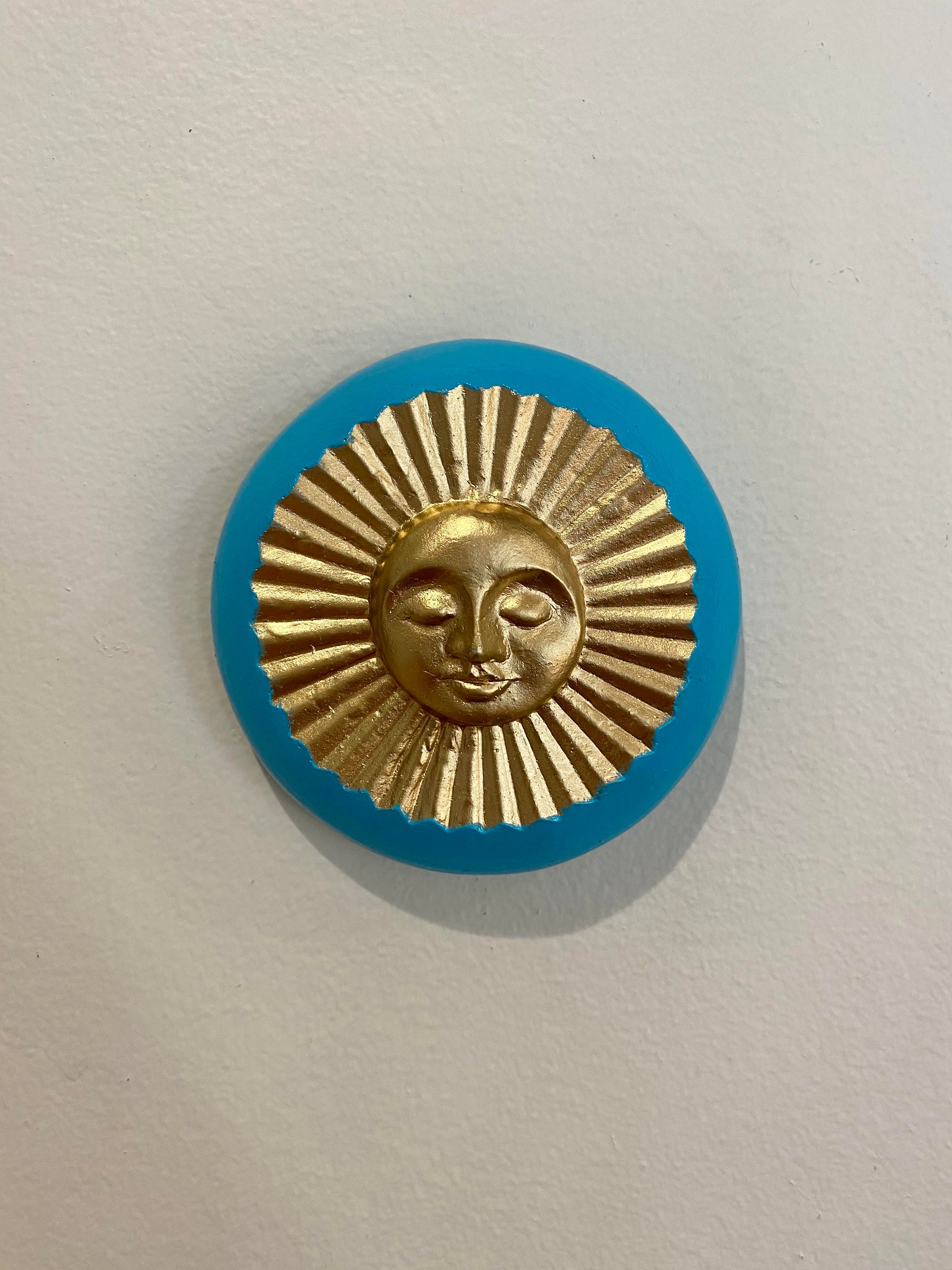 SUN FACE DISC & Reaching Rays of Light Representing Aten God | Etsy